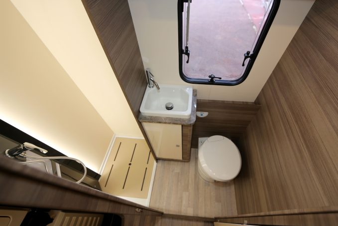 Ford fait son retour chez Rimor avec la nouvelle gamme Evo - Actus des ...