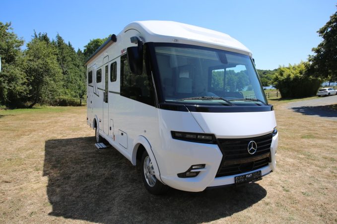 En vidéo : Le camping-car intégral Frankia Neo MI7 BD - Vidéos essais ...