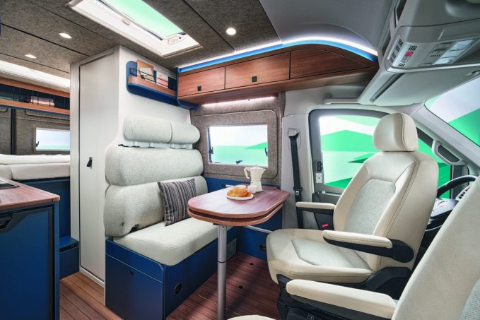 Découvrez l’Eriba Car 600, l’inédit camping-car d’Eriba en vidéo ...