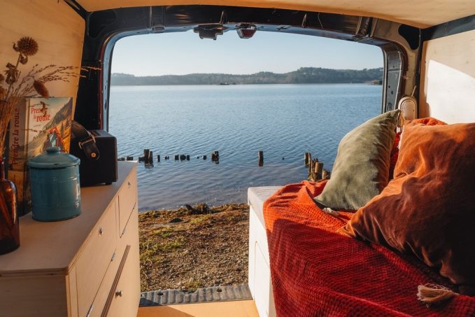 Simple Vans, un kit éco pour bien débuter le camping-car - Actus des ...
