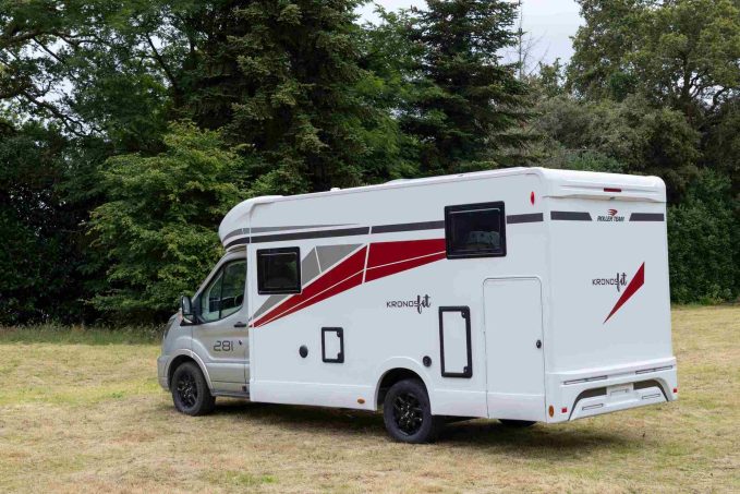 Kronos Fit 281 TL : Le camping-car étroit qui allie confort et ...