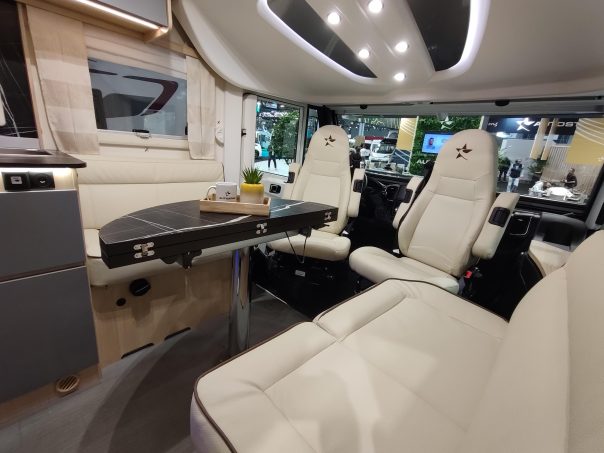 Un Premice chez Autostar - Actus des marques | Camping-car Magazine