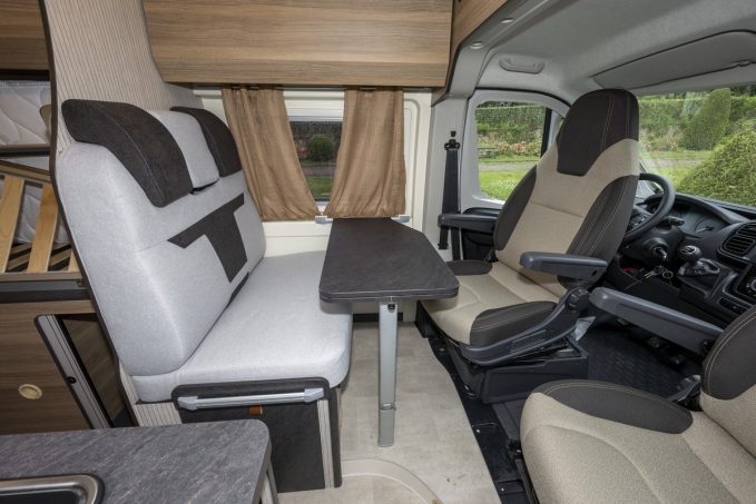 Nouvelle gamme de camping-car et nouveau logo : Rimor sort le grand jeu ...