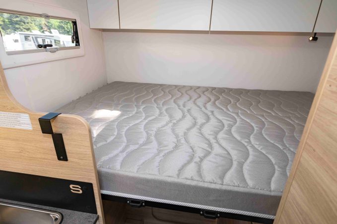 Profilé étroit, ambitions larges : Chausson dévoile le S614 - Actus des marques | Camping-car ...