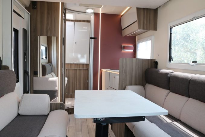 Les profilés et capucines Kronos : des camping-cars vraiment plaisants ...