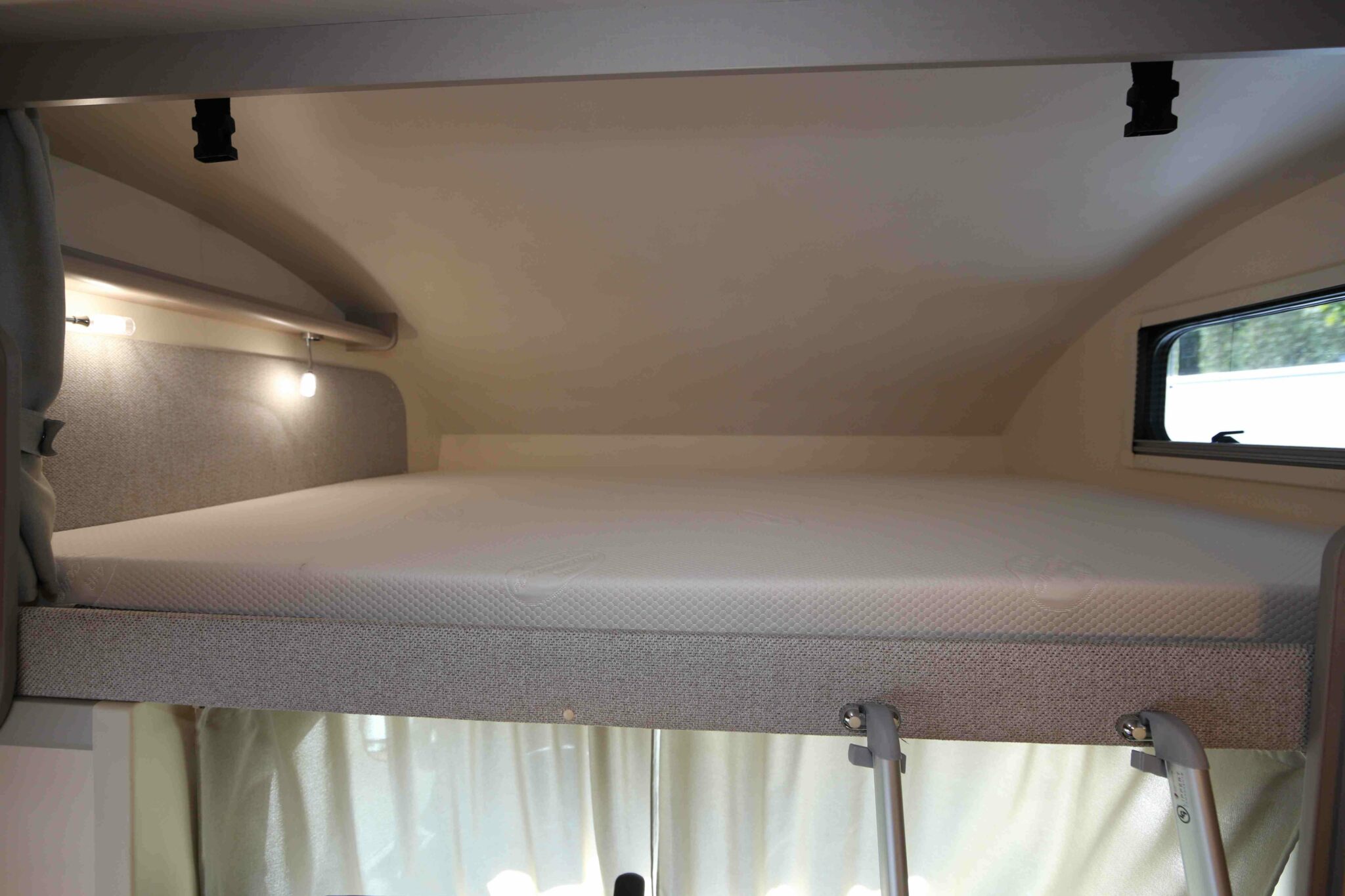 Rimor Hygge, une gamme de camping-cars à prix attractifs sur Renault ...