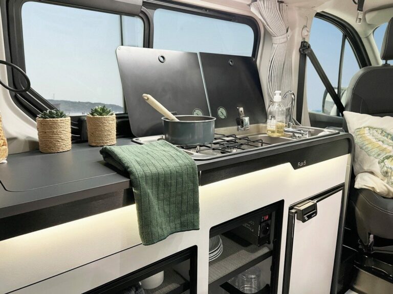 Antilope Van présente le Flex5, le van qui a tout compris - Camping-car.com