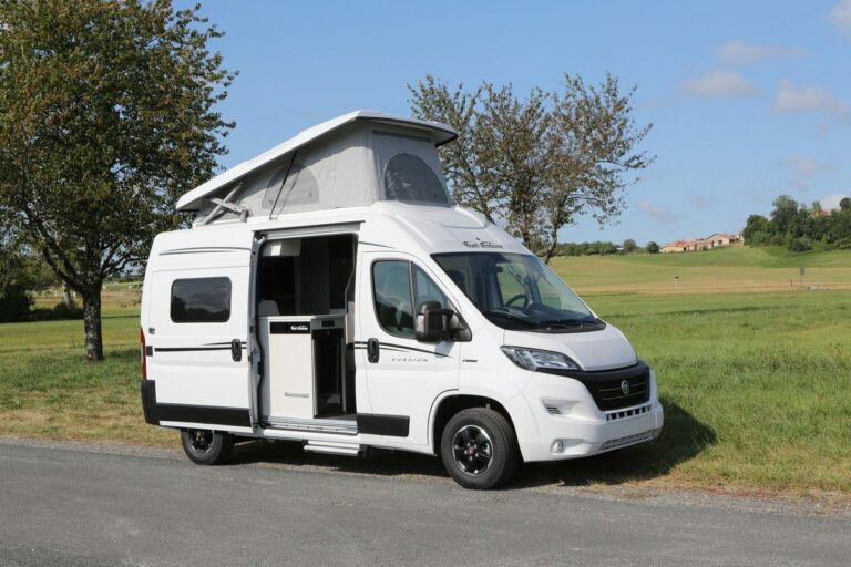 Font Vendôme Rando Van, un séduisant campervan compact - Camping-car.com