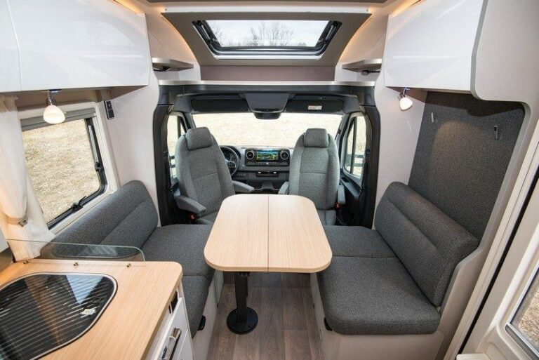 Hymer Tramp S695 : un camping-car au salon grand voyageur - Camping-car.com