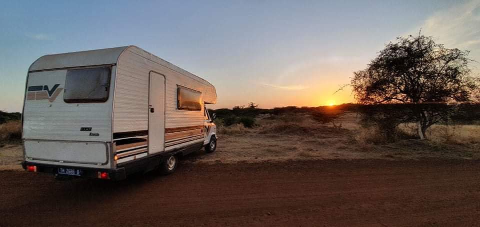 Le Sénégal en camping-car avec le service de location "Diam Rek ...