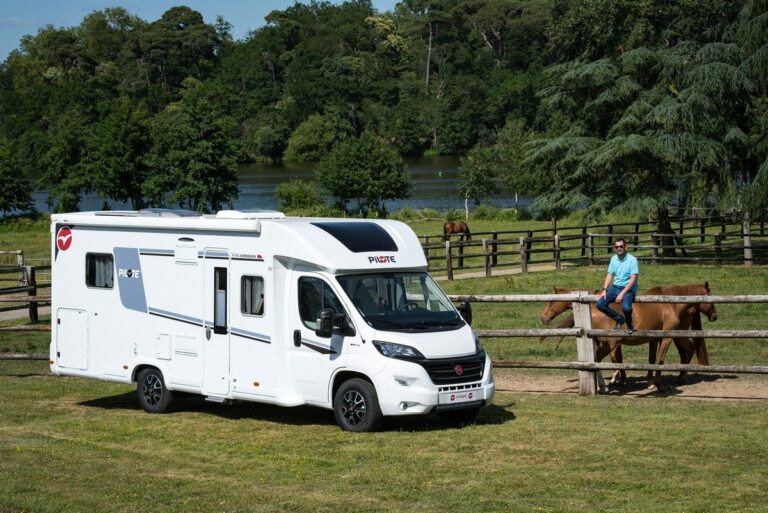 Pilote P746 FC Expression, un camping-car incontournable de la marque ...
