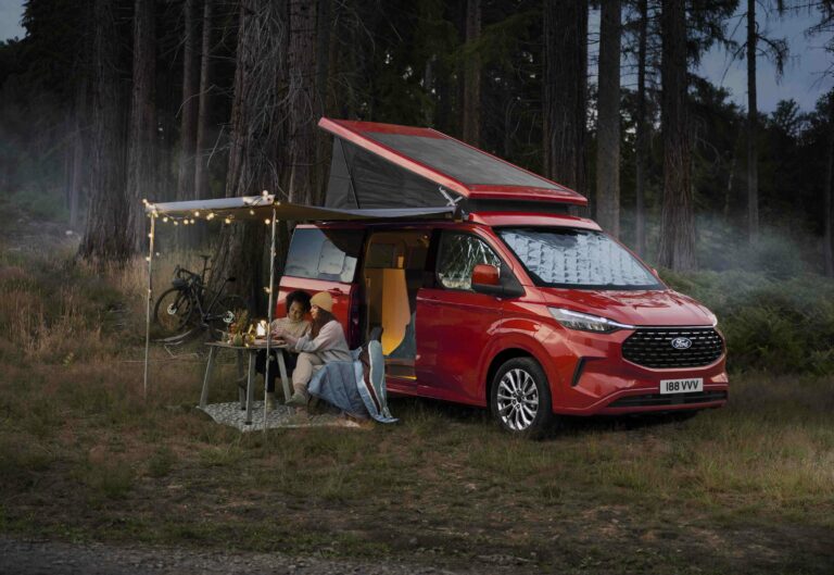 Premières images en vidéo du nouveau Ford Transit Nugget - Camping-car.com