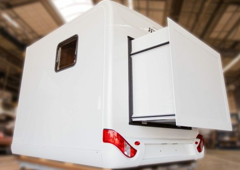 Slide-out en vue chez Adria et Hymer - Camping-car.com