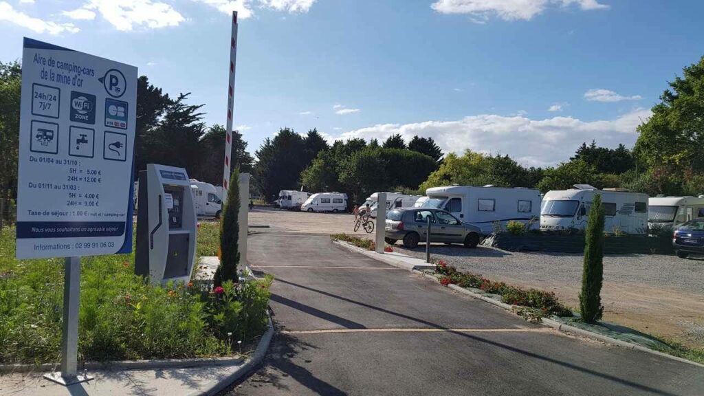 Une nouvelle aire pour camping-cars à Pénestin (56) - Camping-car.com