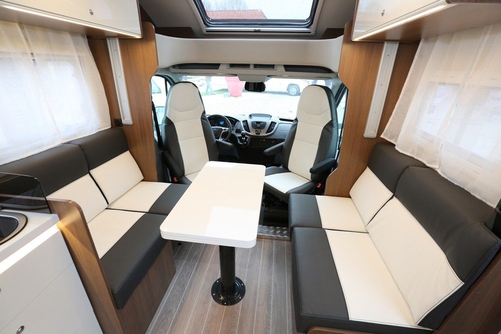 Manoa 67 XT : un camping-car inédit pour CI - Camping-car.com