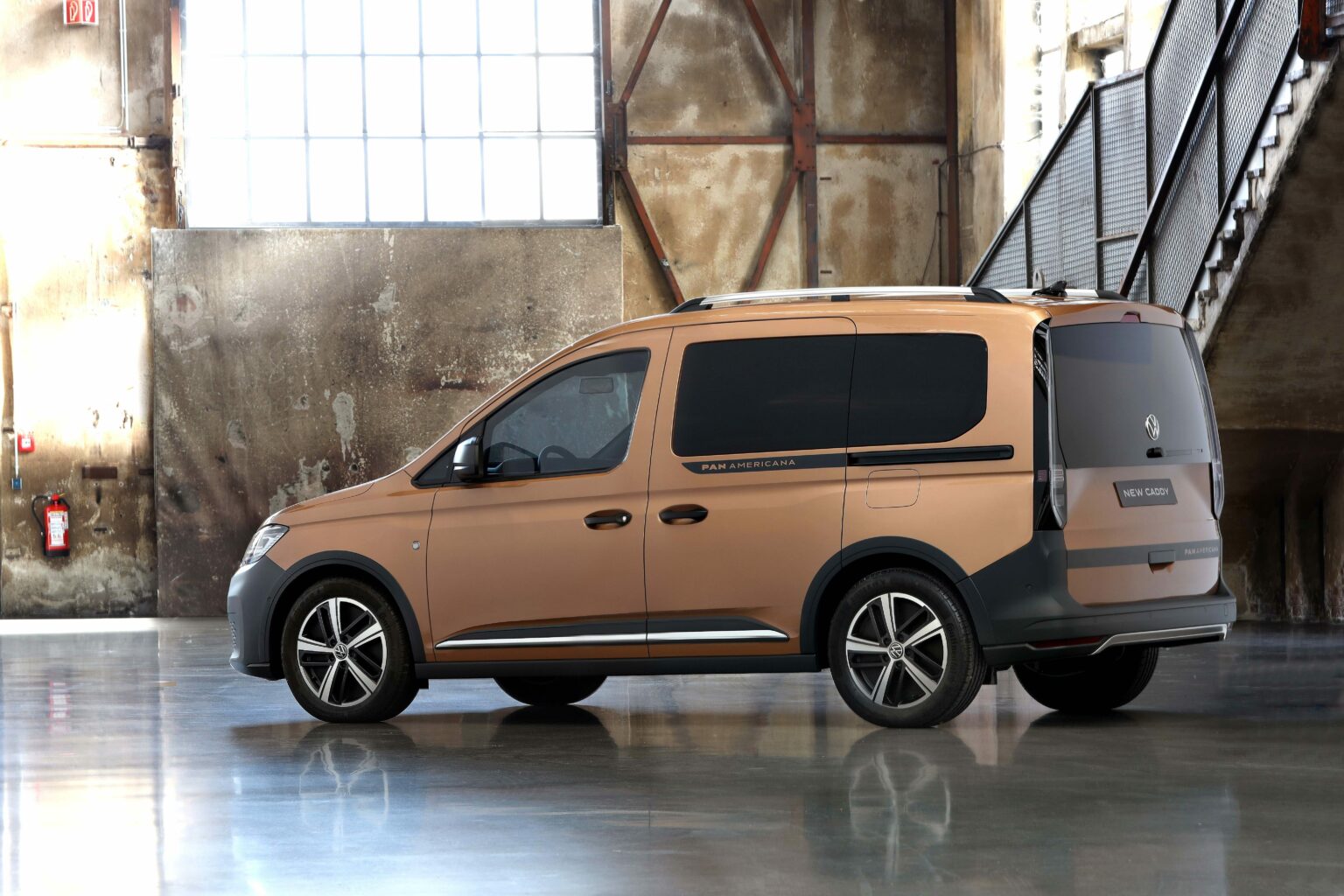 Volkswagen dévoile la 5e génération de son van Caddy - Camping-car.com