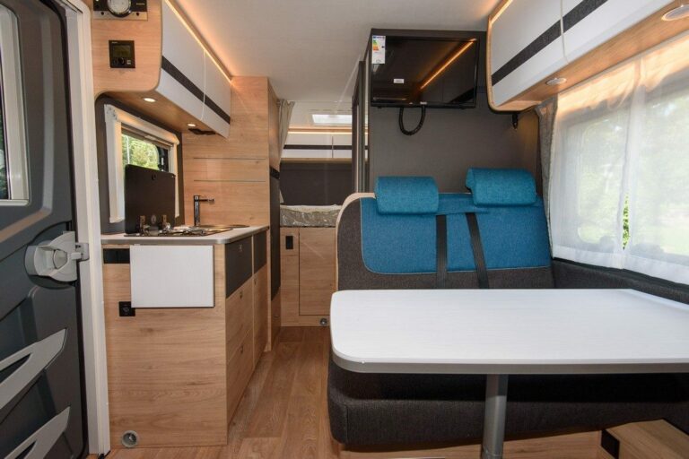 3 camping-cars compacts étroits de la marque Dethleffs ! - Camping-car.com