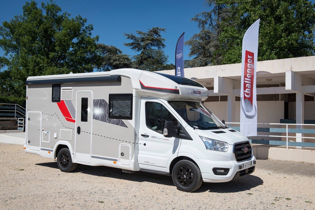 Camping-cars sans lit au plancher : une offre riche chez Chausson et ...