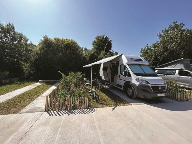 Non, l'aire de Valence (26) n'augmente pas ses prix ! - Camping-car.com