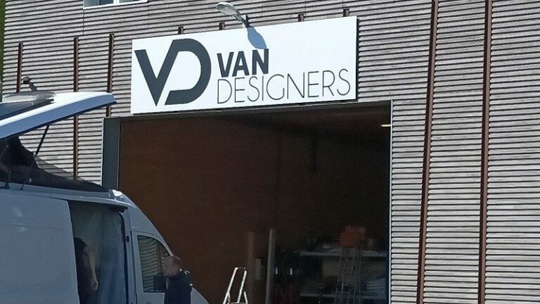 Aménageurs : Vans Designers, de l’artisanat à l’artisan’art - Camping ...