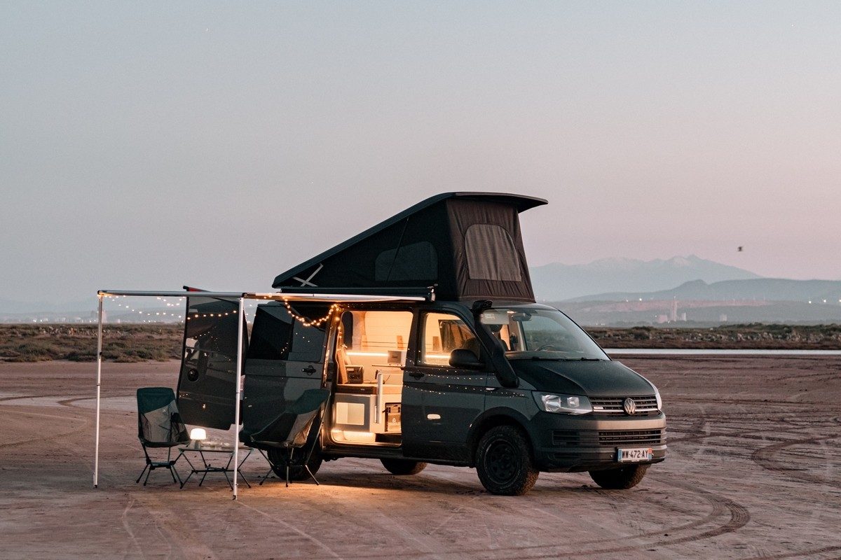 ForNomad développe son propre van à toit relevable - Camping-car.com