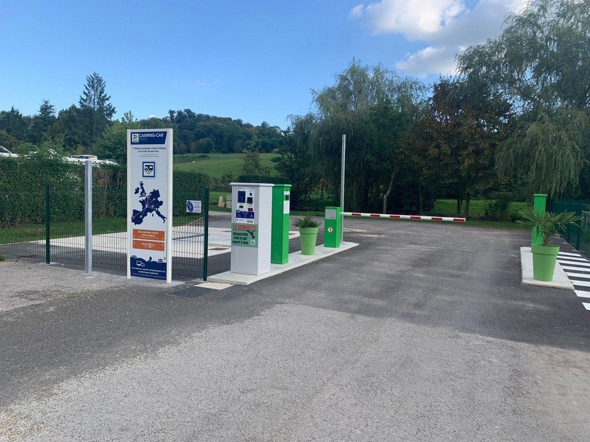 Paroles de voyageurs : arrêtés anti-stationnement... Camping-Car Park ...