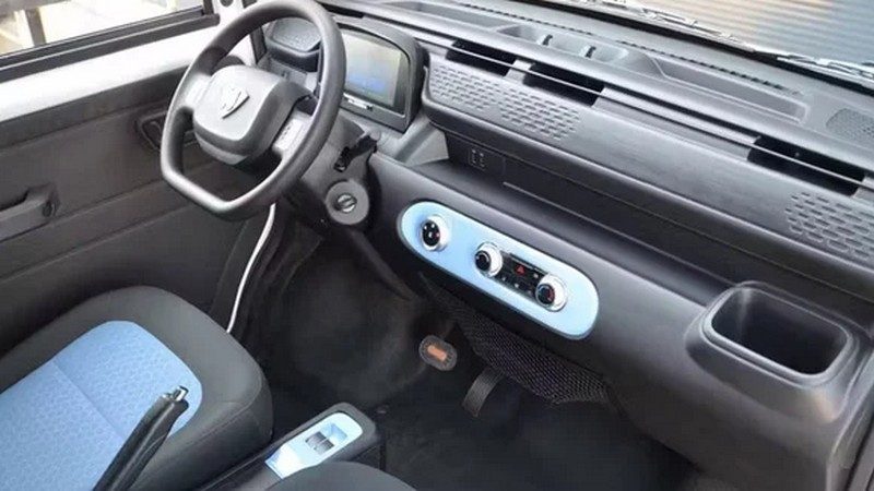 Ari Motors présente le plus petit camping-car... et électrique ...